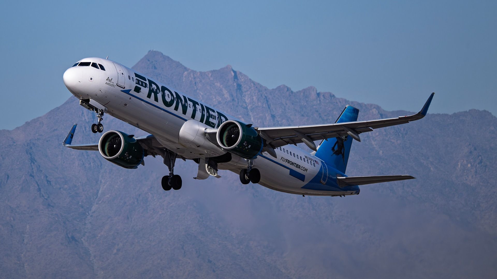 Frontier Airlines Airbus A321neo returns to Cleveland after engine ...