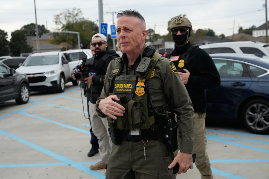 Border Patrol chief back in Chicago as DHS crackdown continues
