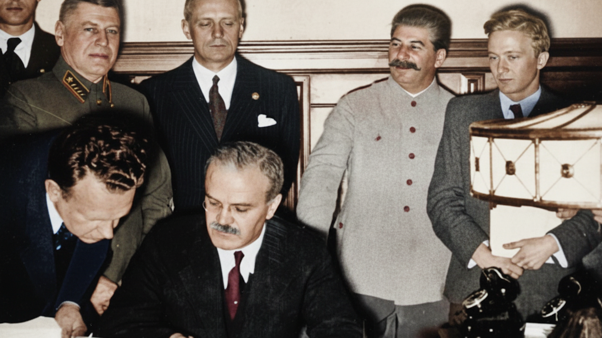 The deal with the devil: How Hitler and Stalin made war inevitable