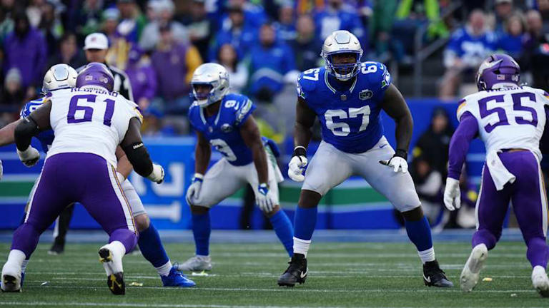 Seattle Seahawks dealing with an injury to left tackle Charles Cross