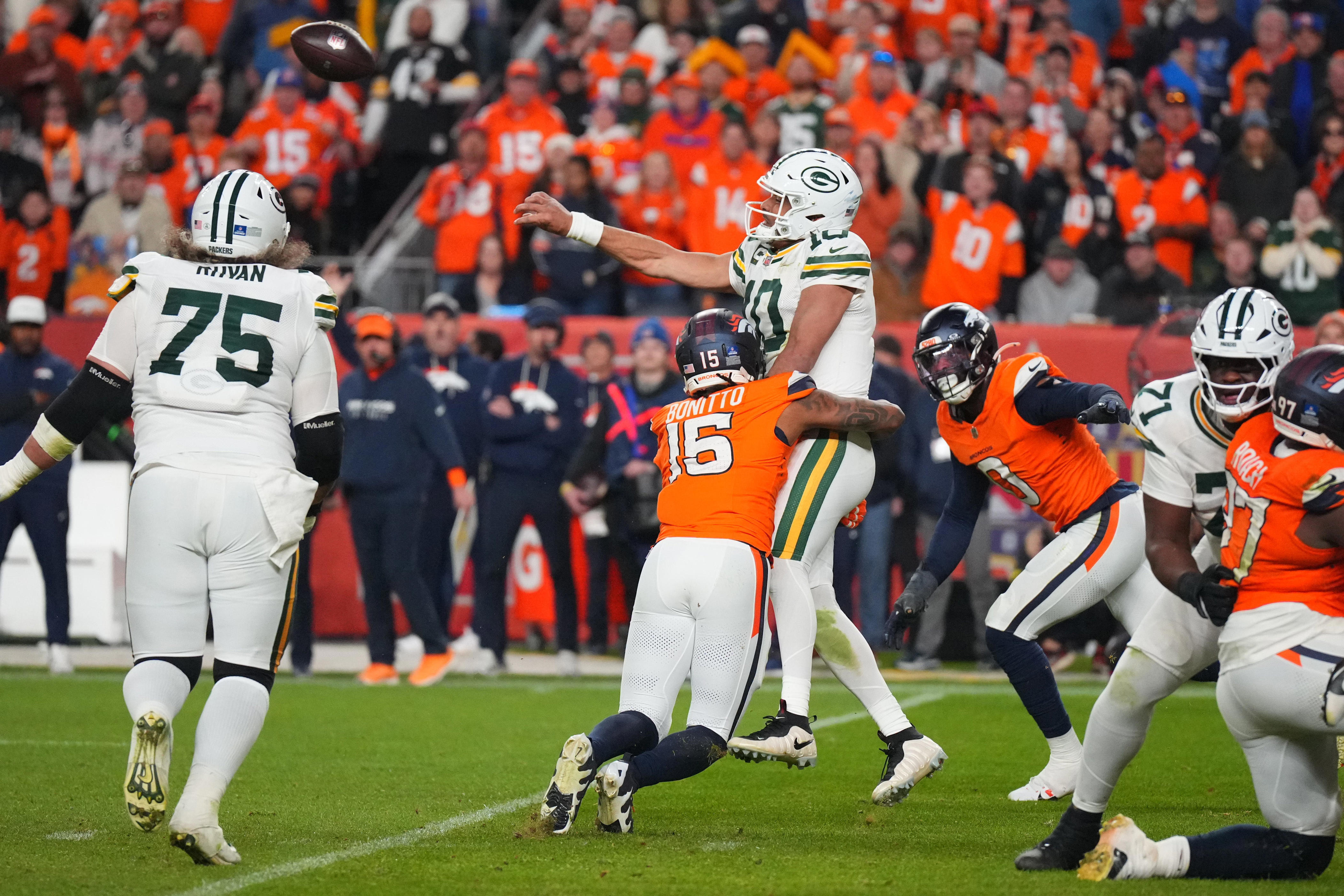 Packers film room: Offense falls apart on final three drives vs. Broncos