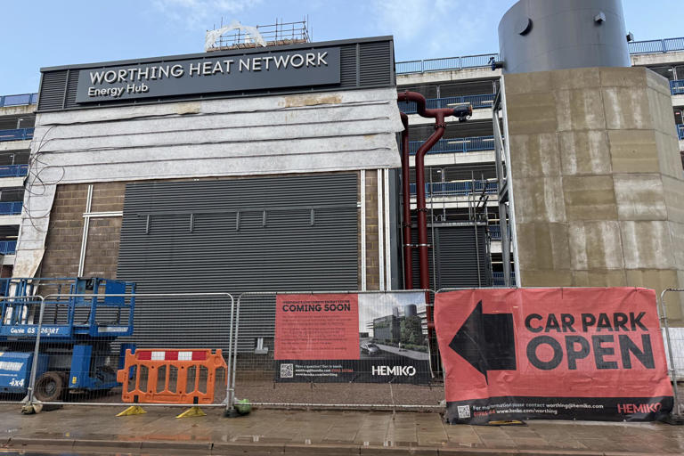 Worthing Heat Network: Signage goes up for 'important symbol' of town’s ...
