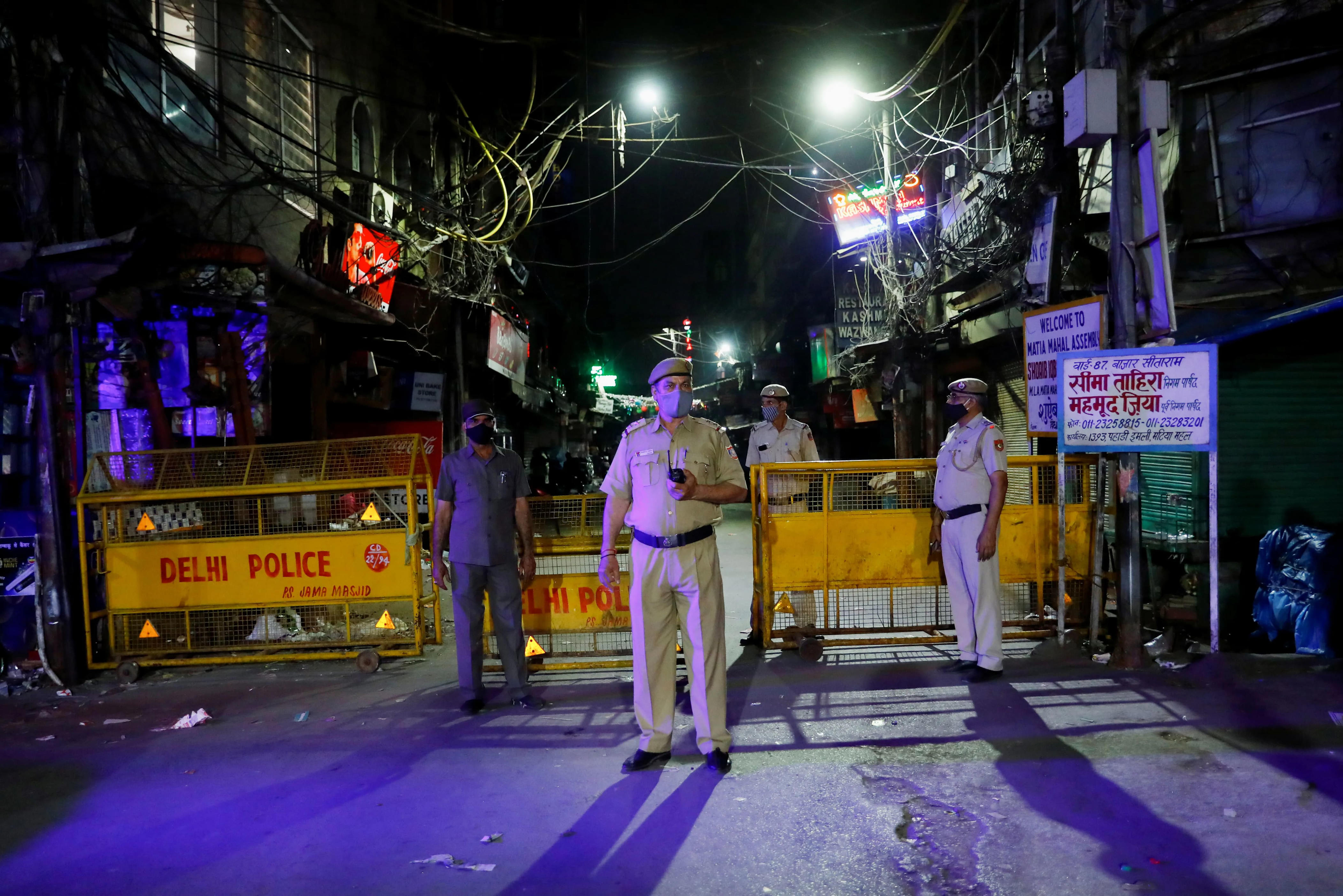 Kannada producer kidnaps actor wife, demands one-year-old daughter for ...