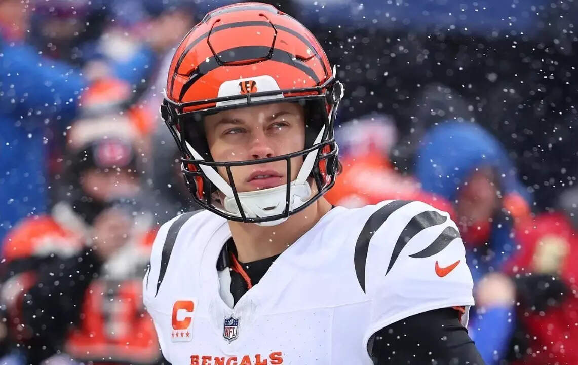 Joe Burrow’s blunt message after Bengals’ playoff collapse sparks ...