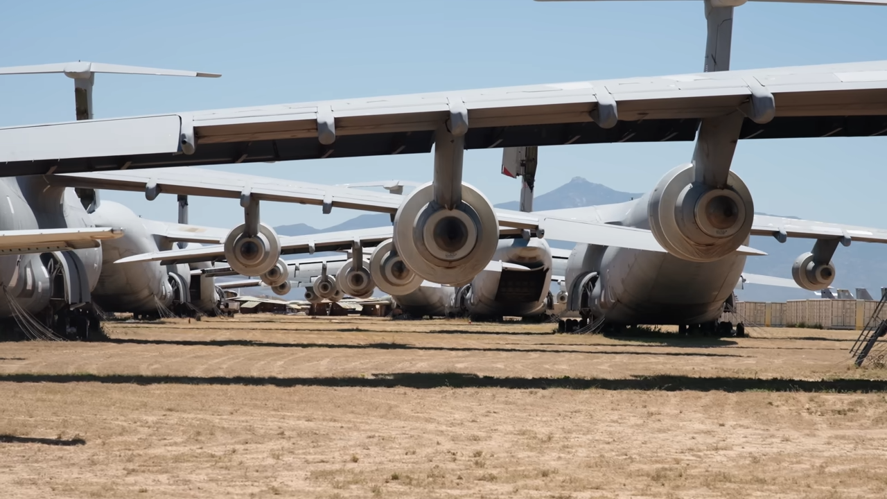 Why are 3,000 airplanes stored in this desert?