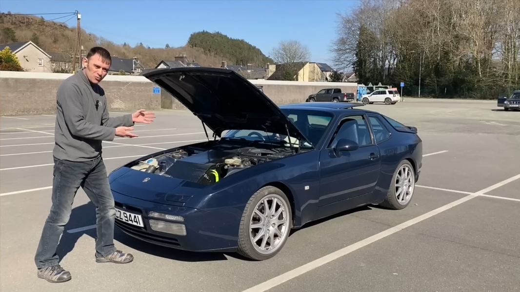 Classic Porsche 944 with Tesla electric drive