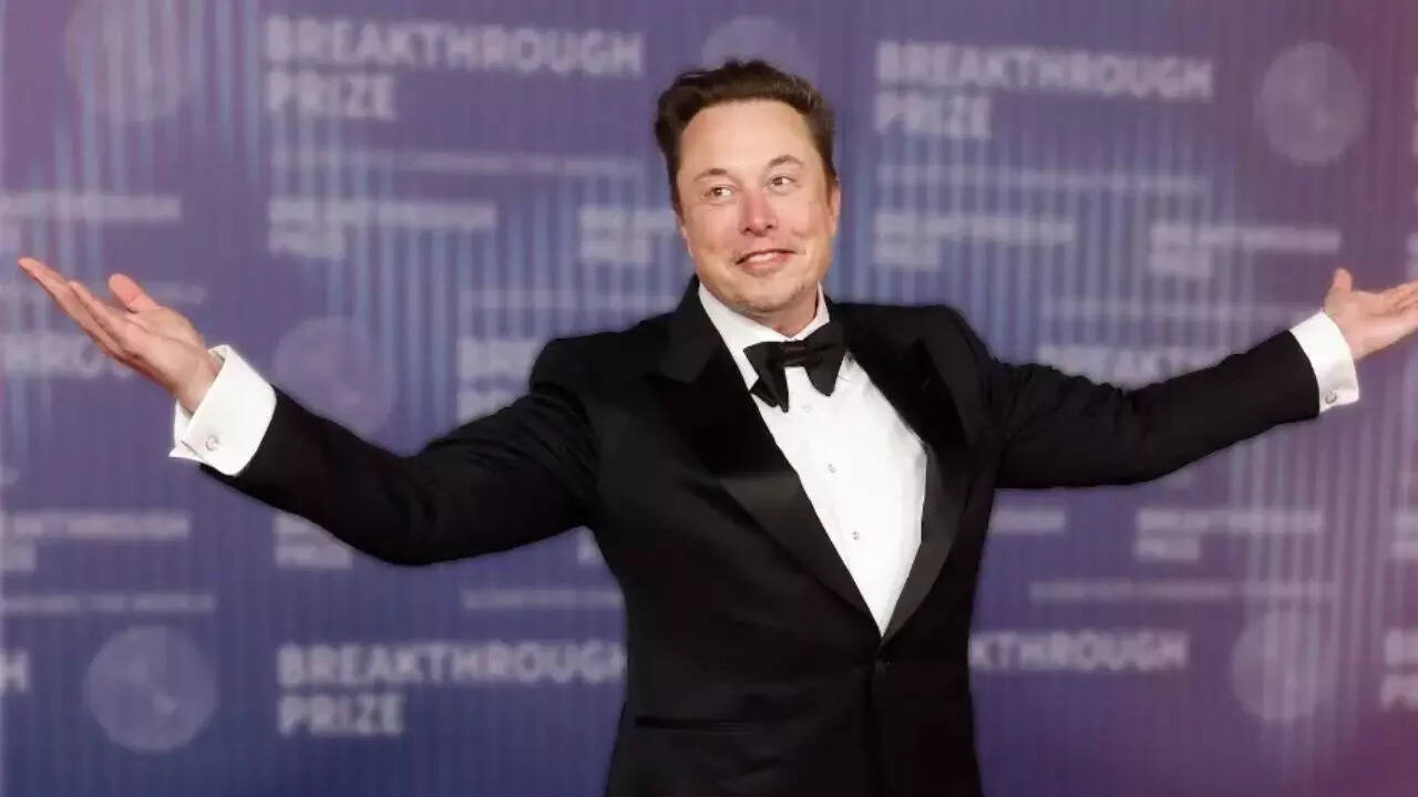 World's richest just got richer! Elon Musk becomes first person to ...