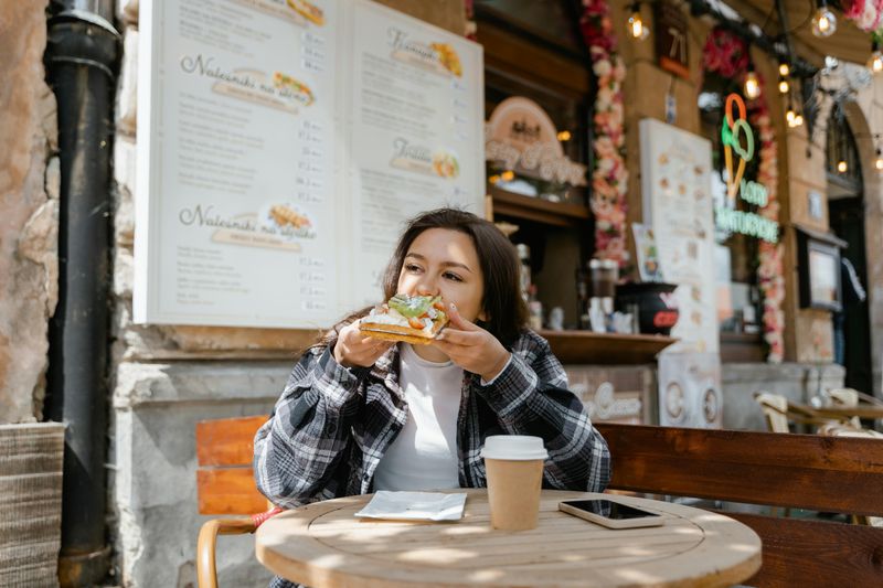 These 11 everyday expenses are what broke people waste money on most