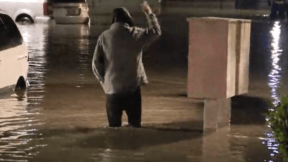 Flash flood warning, go now evacuation issued after White River levee ...