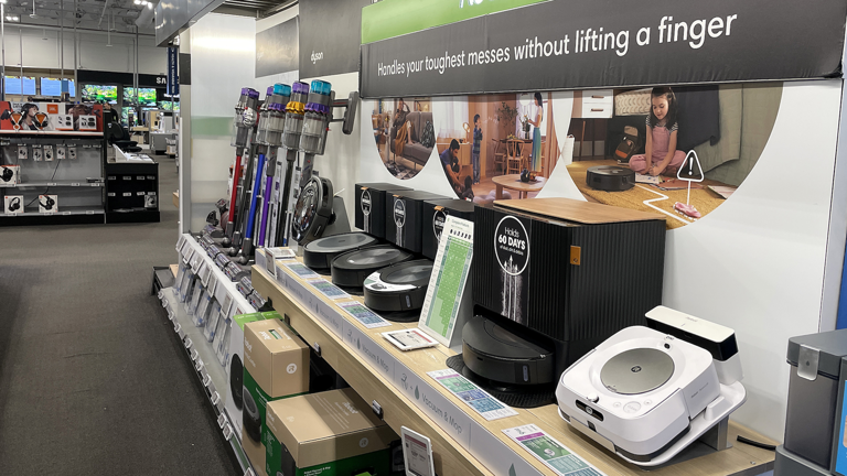 Roomba maker iRobot announces bankruptcy — brand will live on under ...