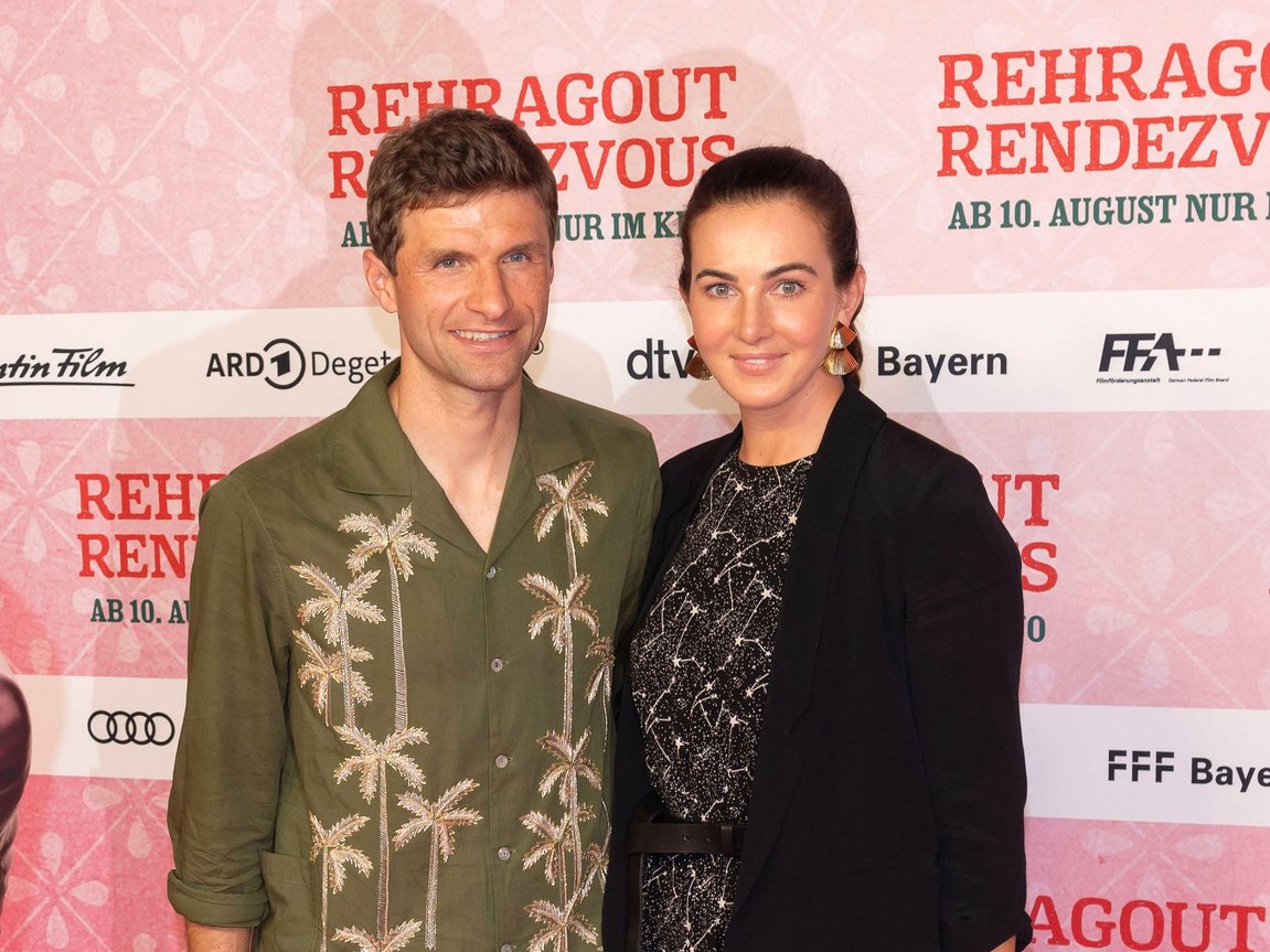 Reunited: Thomas Müller shares photo with his wife Lisa