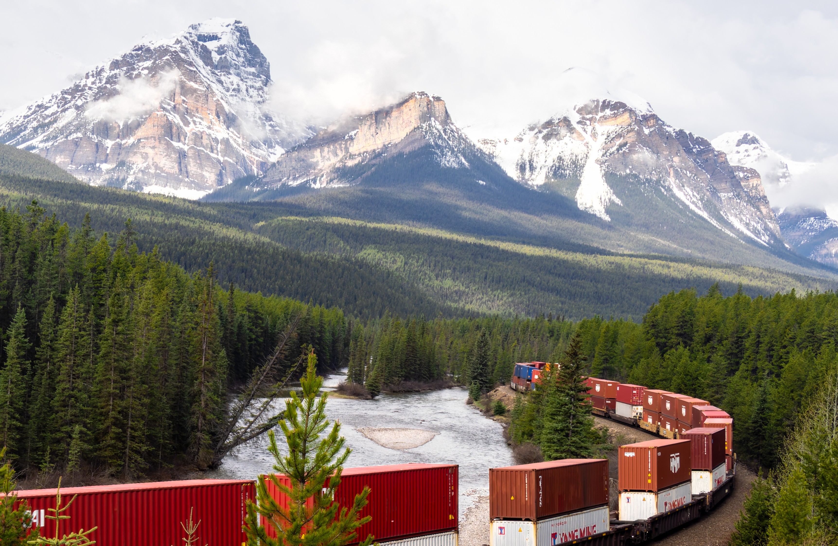 Canada reveals plan for first high-speed rail line
