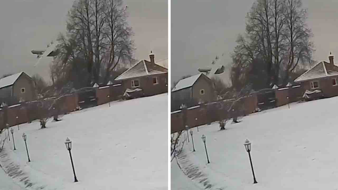 Video: Ruské vojenské letadlo An-22 se ve vzduchu rozlomilo na dvě části