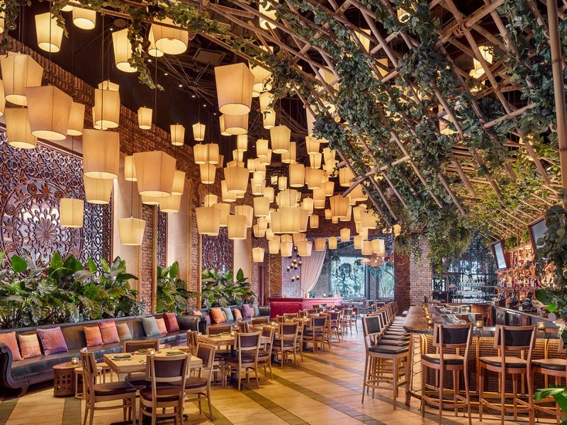 15 best local spots in Las Vegas that locals swear by