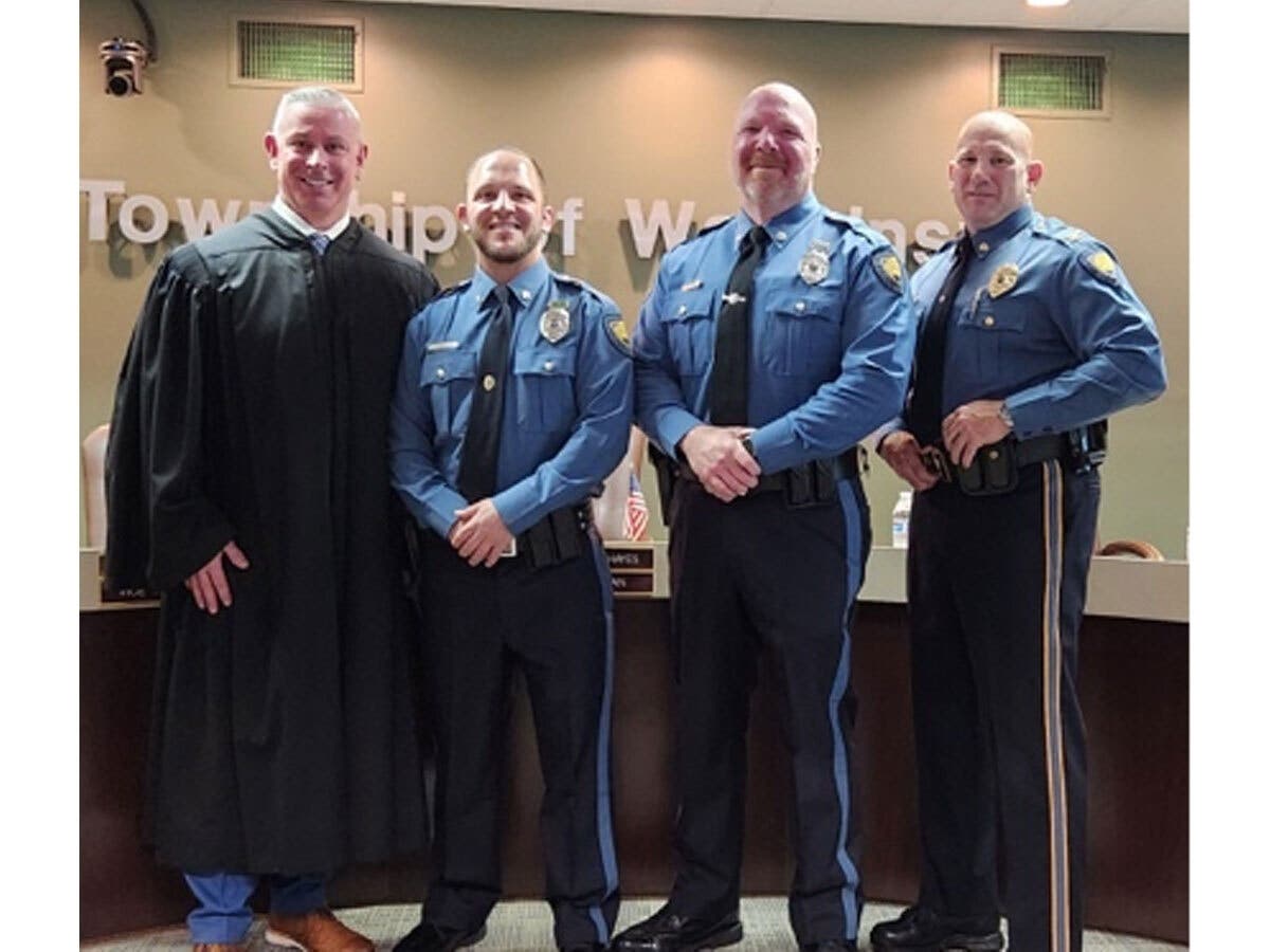 2 police officers promoted in Warminster