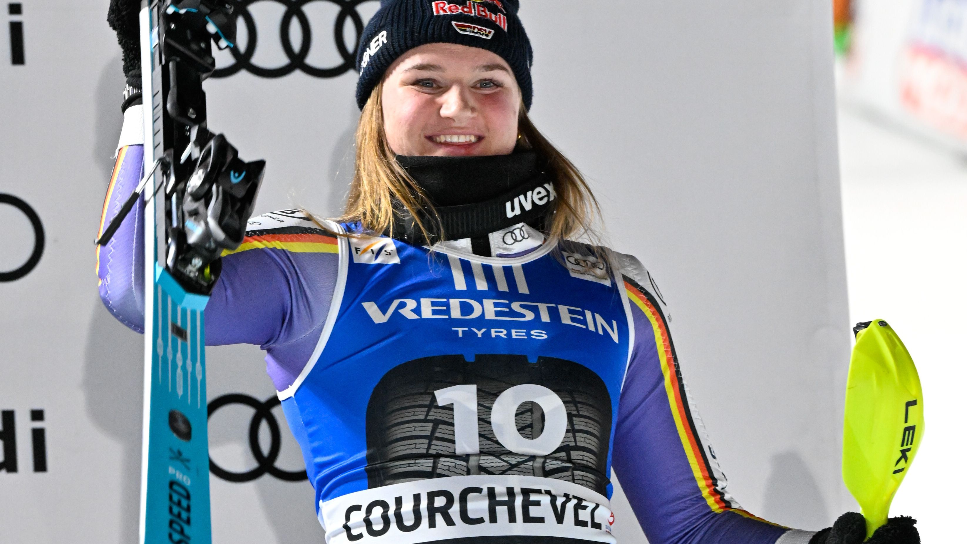 "Was sie macht, ist Wahnsinn!": Emma Aicher begeistert auch beim Slalom ...