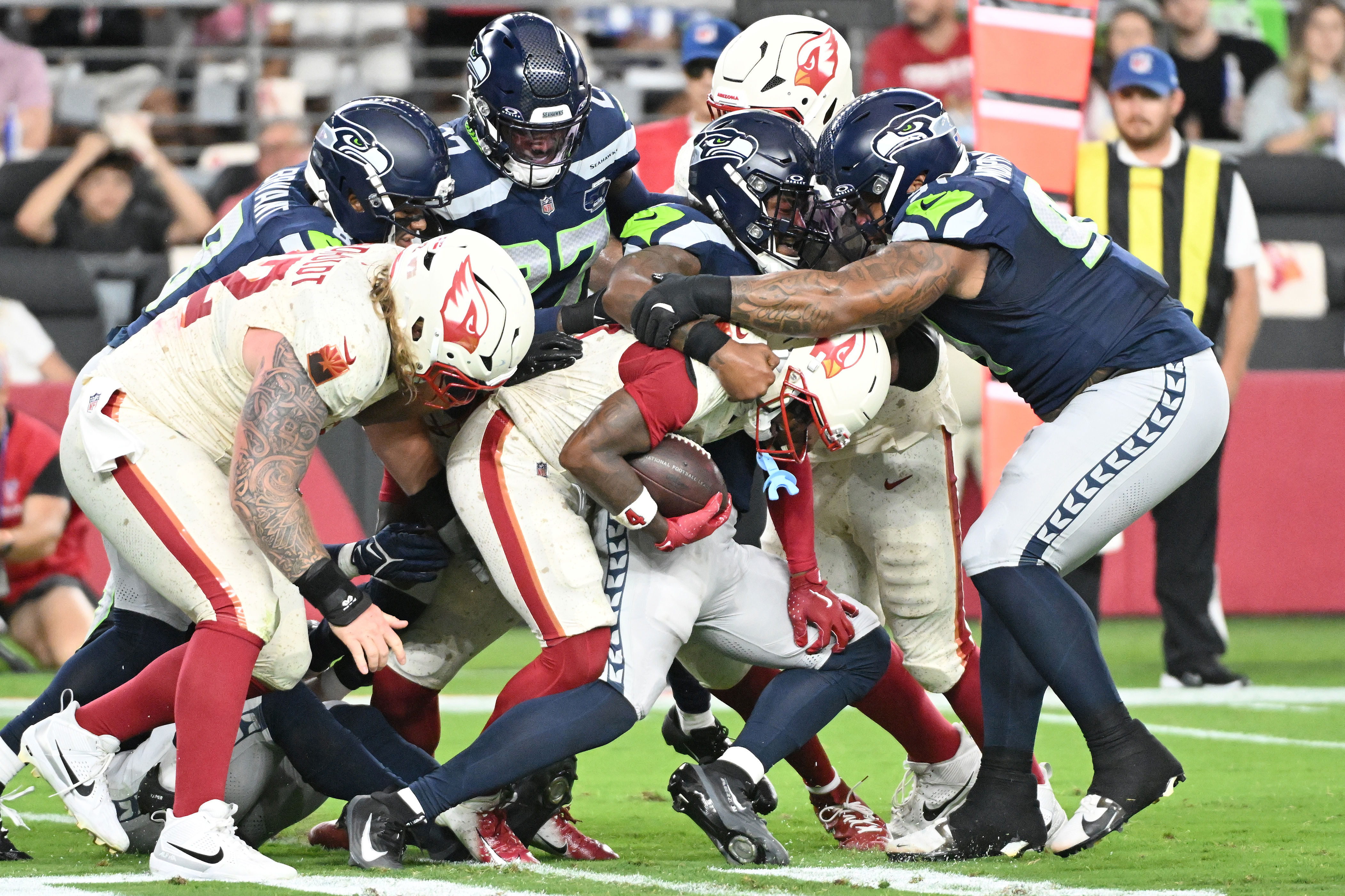 Key Seahawks defender is one play away from a $1 million bonus vs Rams
