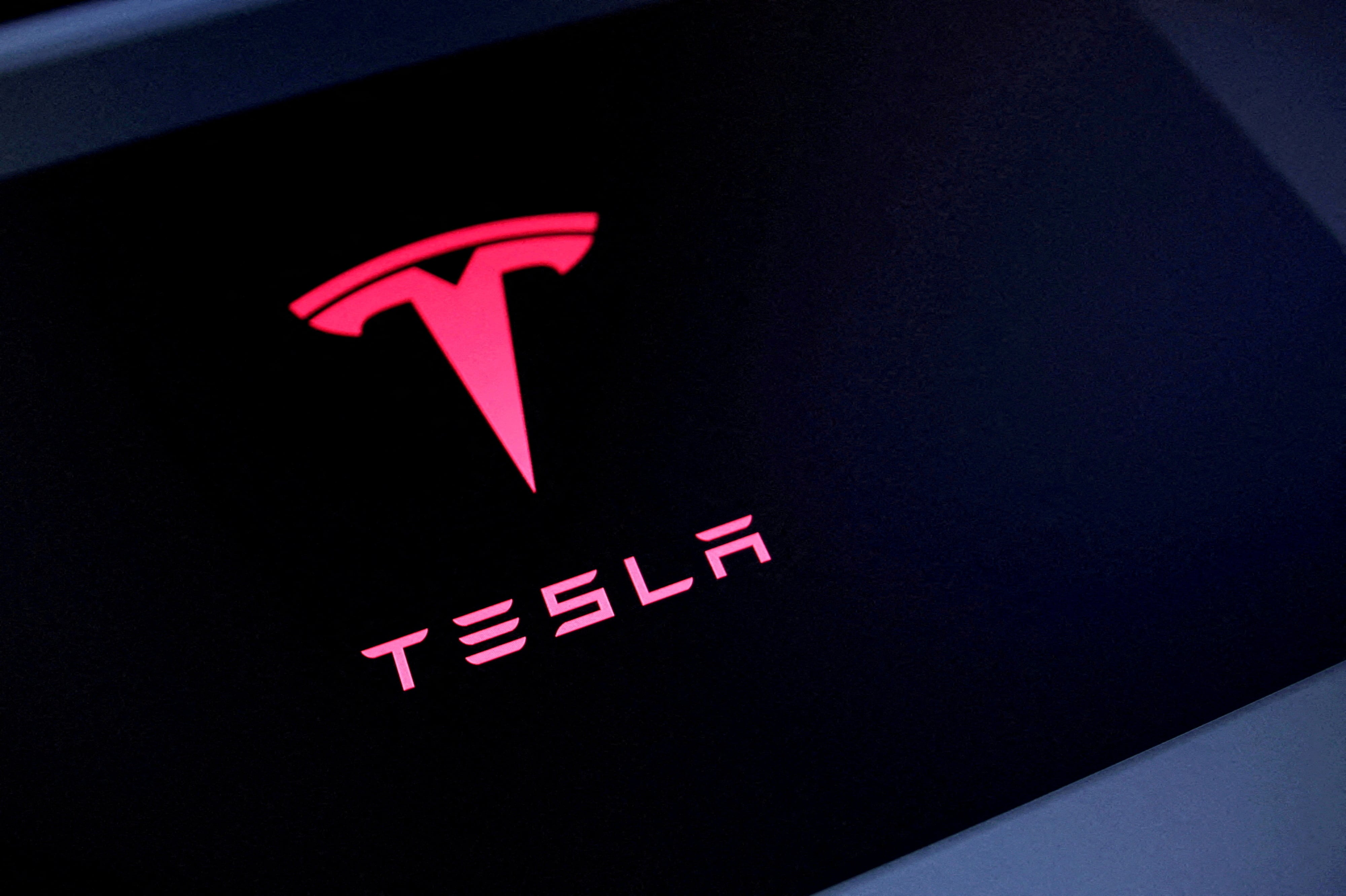 Tesla faces suspension over misleading Autopilot ads