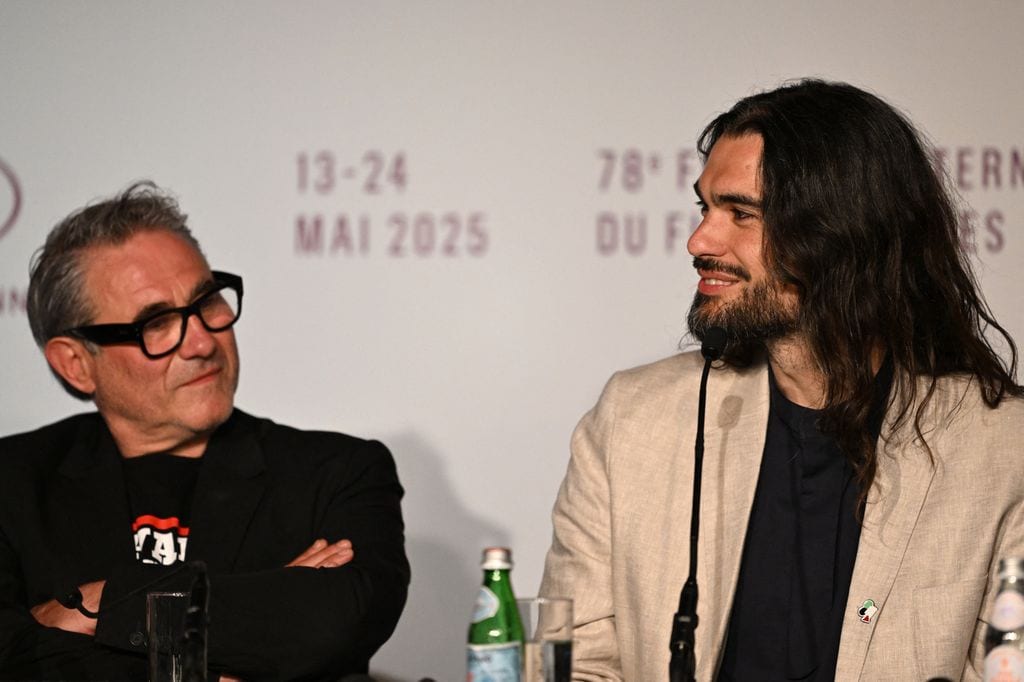 Más allá de su relación: Oliver Laxe y su expareja, Nadia Acimi, firman ...