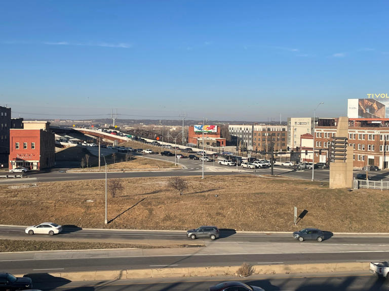 NB US 169 highway traffic to reopen near downtown airport, single-lane ...