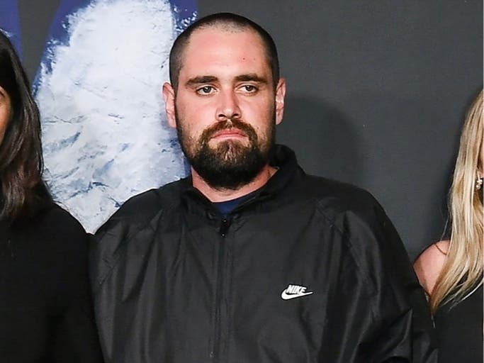 Nick Reiner May Face Death Penalty For Parent's Deaths, DA Says