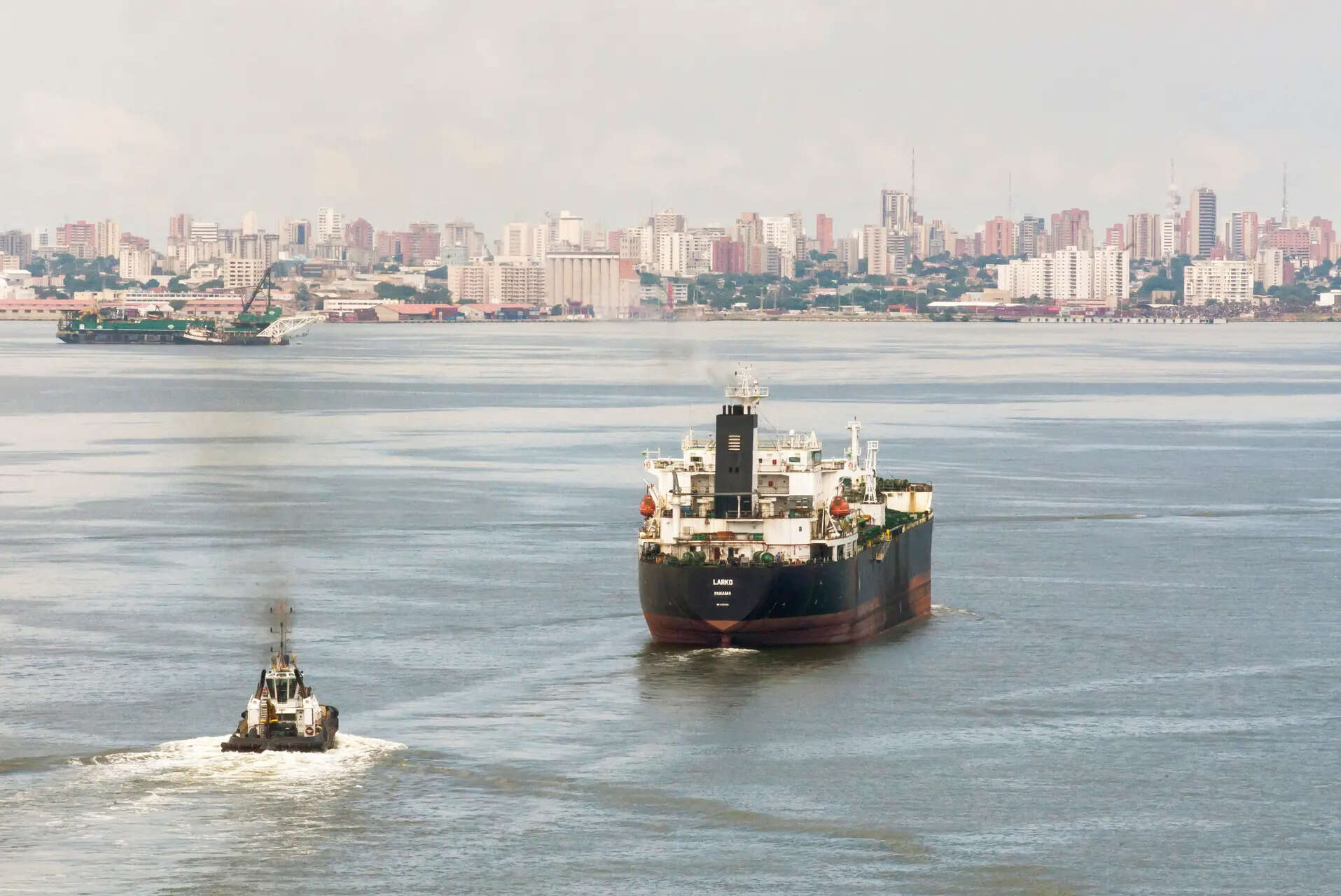 Trump orders blockade of sanctioned oil tankers leaving, entering Venezuela
