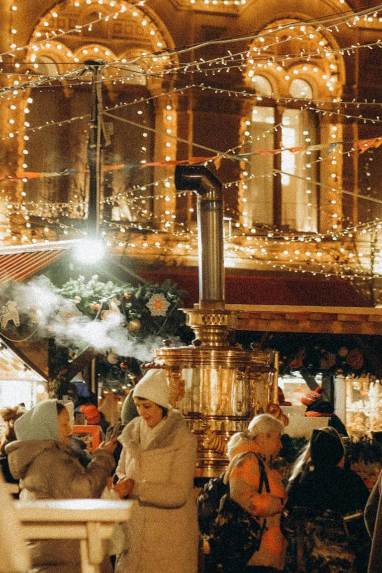 Magical reasons why the Savannah Christmas Market should be on your ...