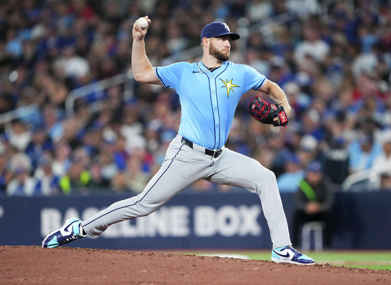 Giants bolster pitching staff by adding starter Adrian Houser, reliever ...