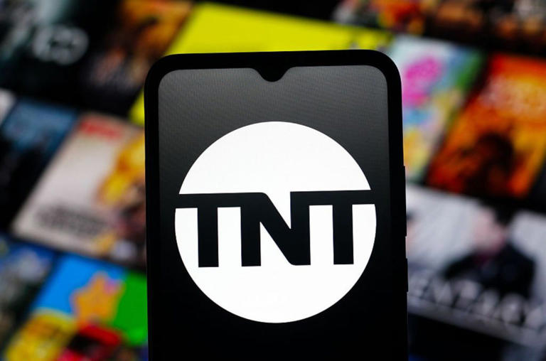 How to watch TNT without cable for free