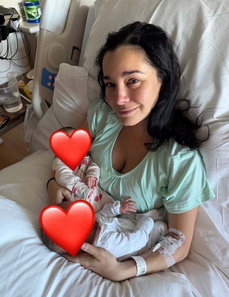 Martha Higareda comparte tiernas imágenes junto a sus hijas en su ...
