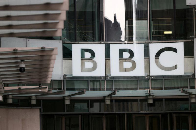 Trump sues the BBC for $10 billion over speech edit