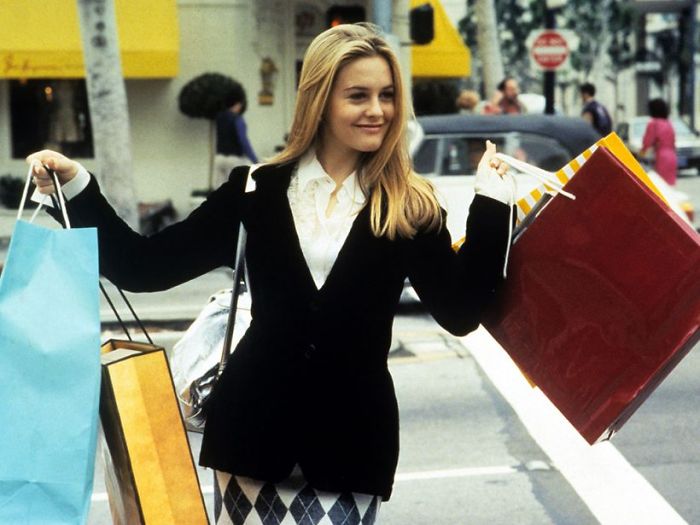 People are sharing what unrealistic things about women shown in movies ...