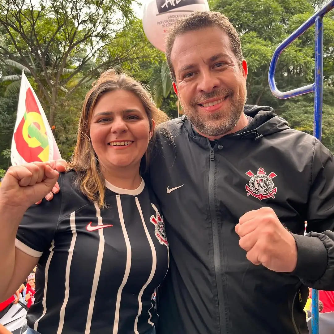 Esposa de Guilherme Boulos anuncia pré-candidatura a deputada em 2026
