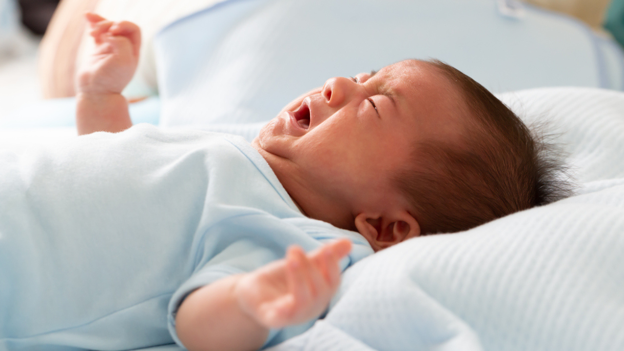What is Denmark's 'cry it out' method of putting babies to sleep?