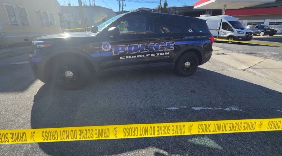 Savannah Highway reopened after gas leak