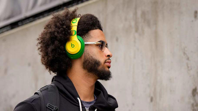 Oregon quarterback Dante Moore opens up on relationship with Drew Mehringer