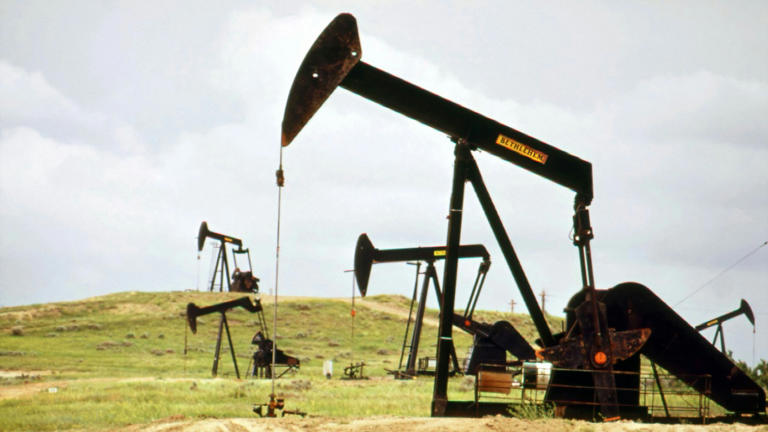 The real reason America can’t use much of its own oil