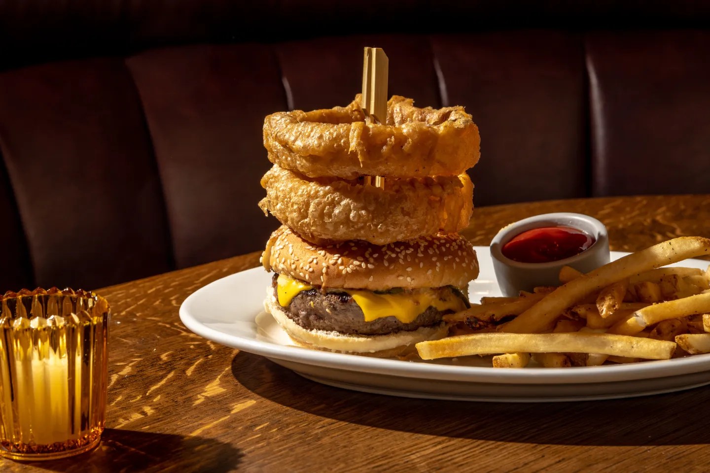 A three-Michelin-star Chicago restaurant sues a New York tavern over ...