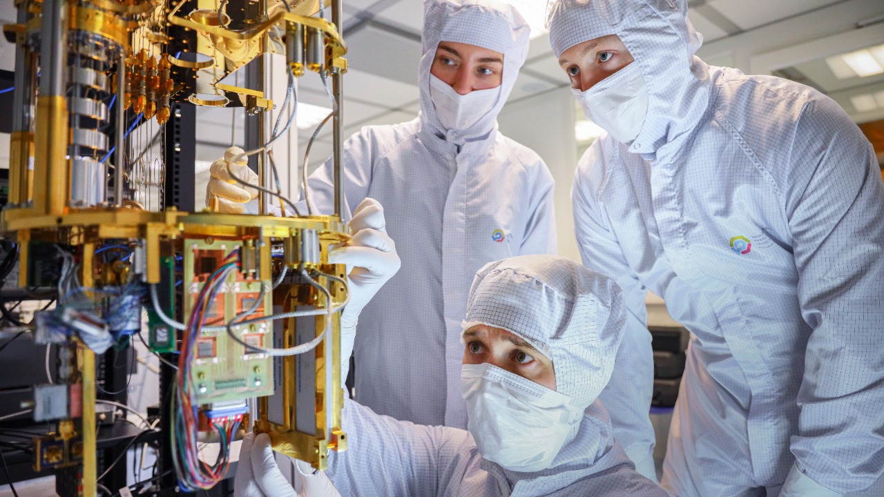 Beyond AI: Quantum’s shockwave revolution is coming by 2030