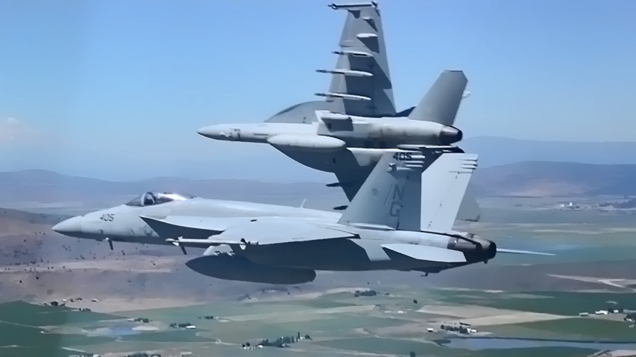 F-15 Eagle flight over Crater Lake • Cockpit view
