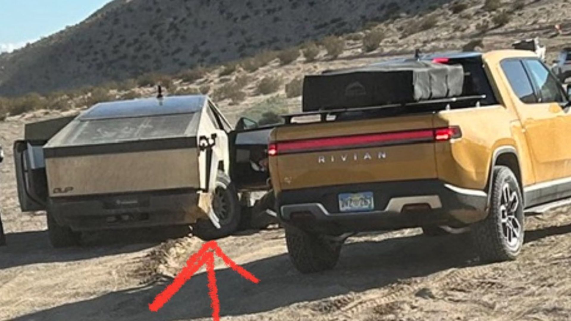 Tesla Cybertruck's off-road adventure ends with wheel snapping off