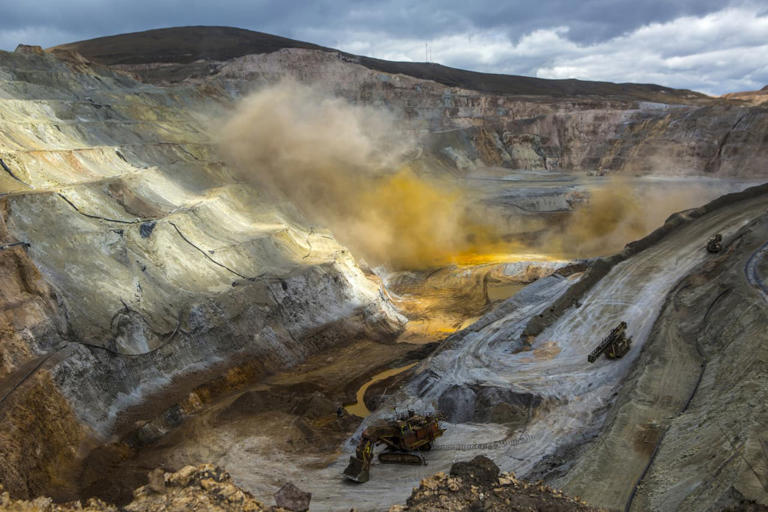 Gold miners’ stocks are outrunning gold. It won’t last.