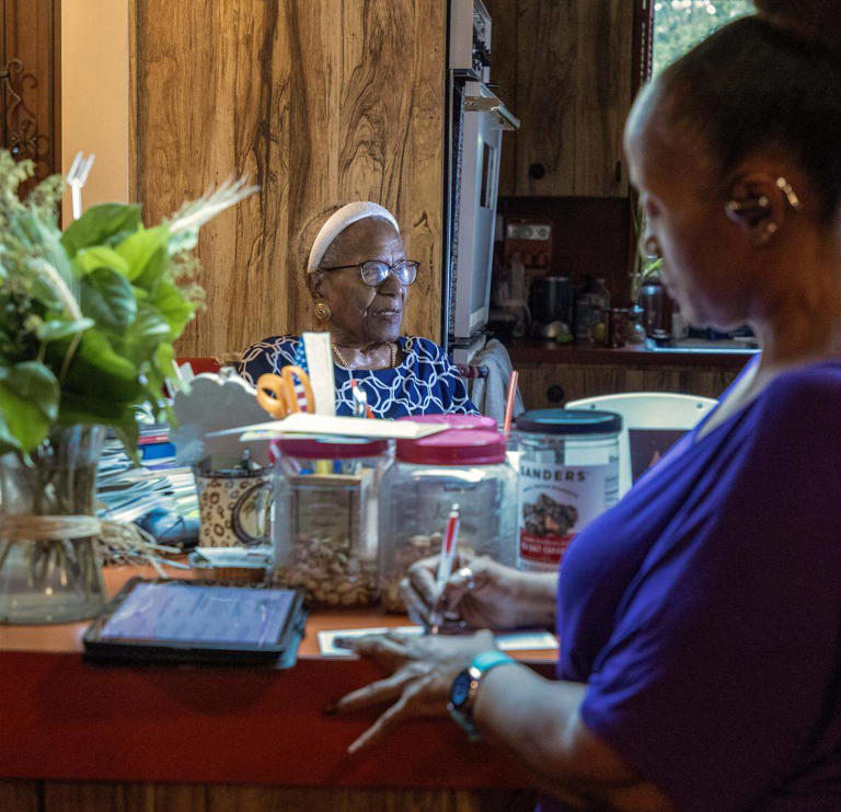 'I'm thankful': Black Miami pioneer reflects on 99 years of life