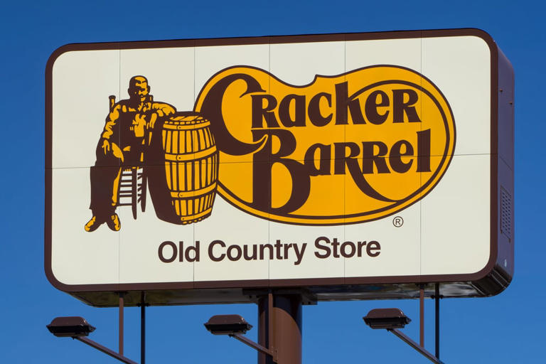 Cracker Barrel-owned restaurant chain closes 14 locations across 6 states