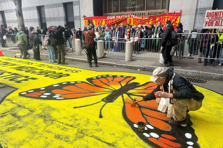 Bay Area faith leaders chain themselves outside SF ICE field office in ...