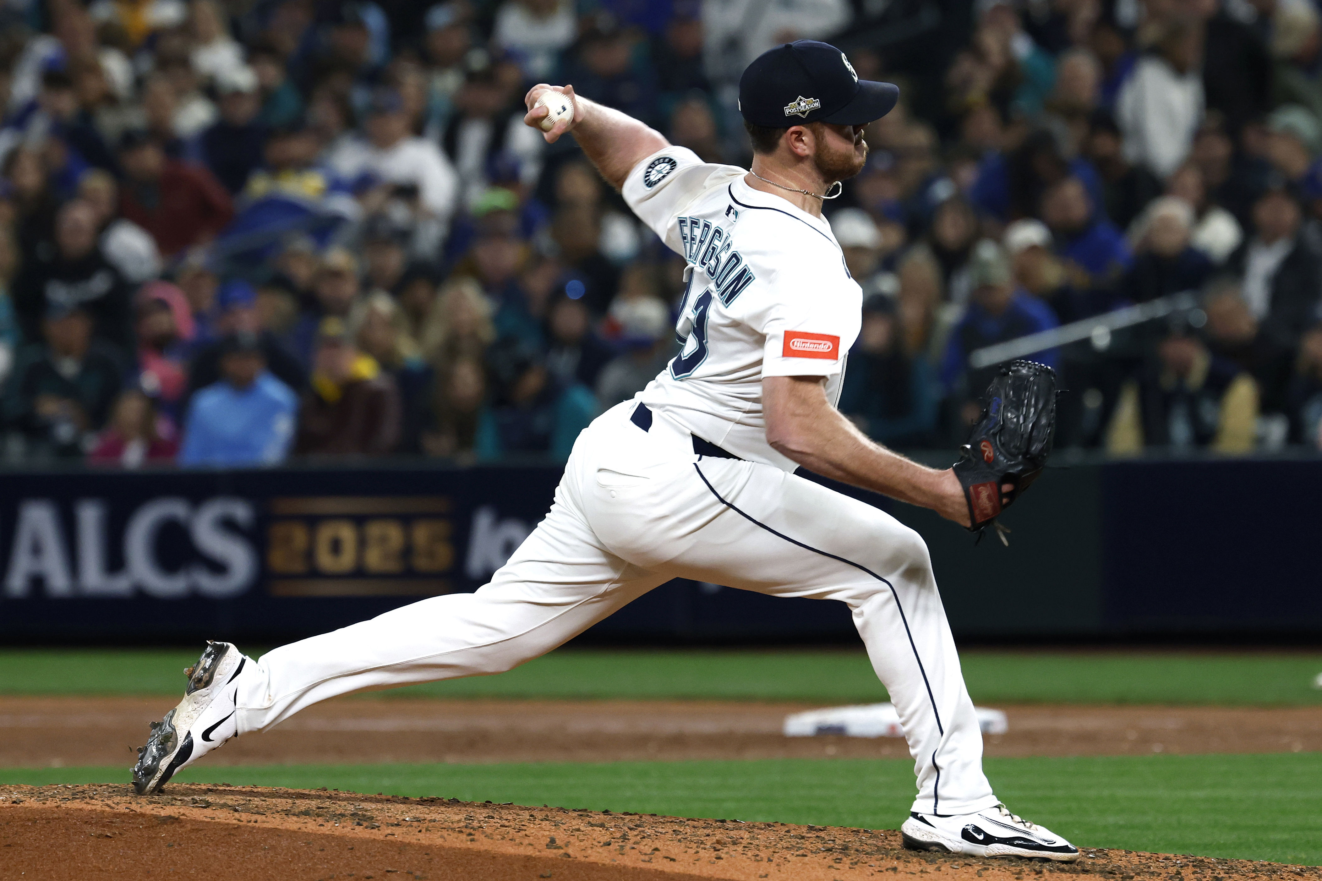 Cincinnati Reds add lefty Caleb Ferguson to bullpen mix