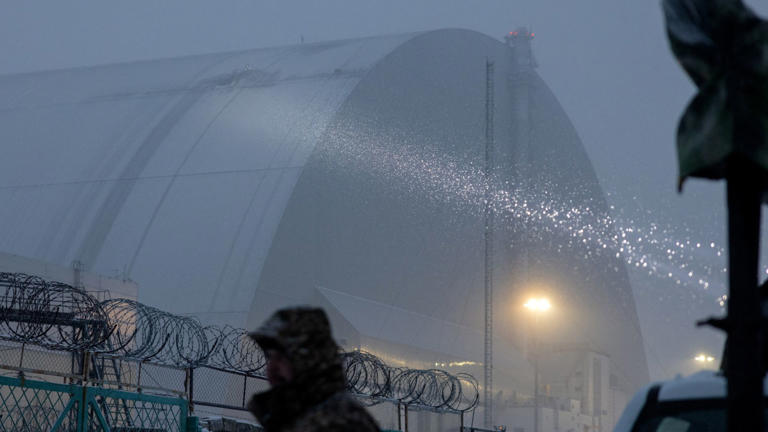 Chernobyl shield no longer containing radiation after drone strike ...
