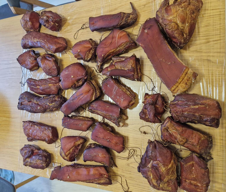 Vyudili jste? Jak uchovat uzené maso, aby vydrželo nejdéle