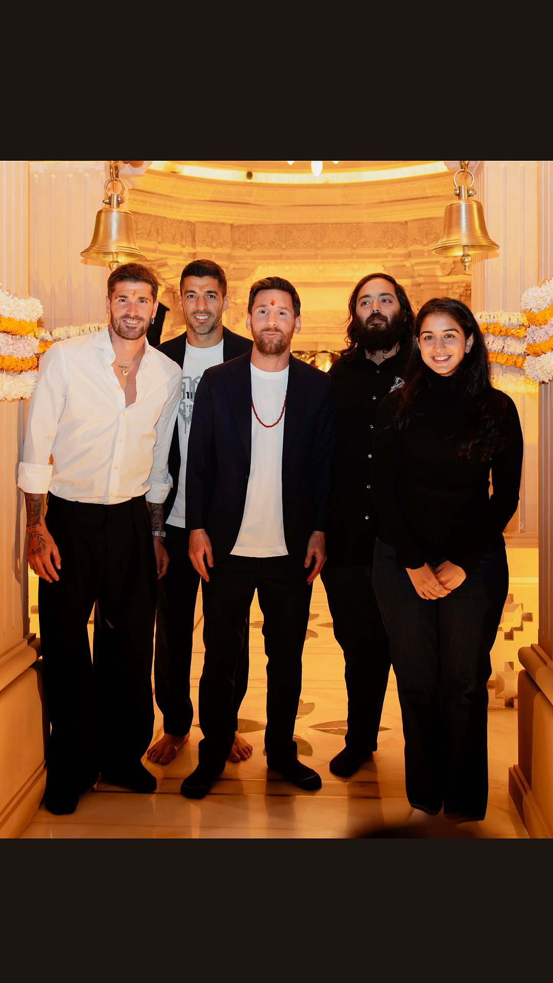 Messi hugs Anant Ambani in viral photo, participates in 'matka phod ...