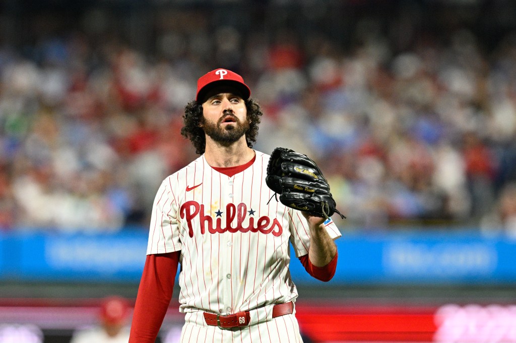 Angels sign Jordan Romano to one-year contract after disastrous ...
